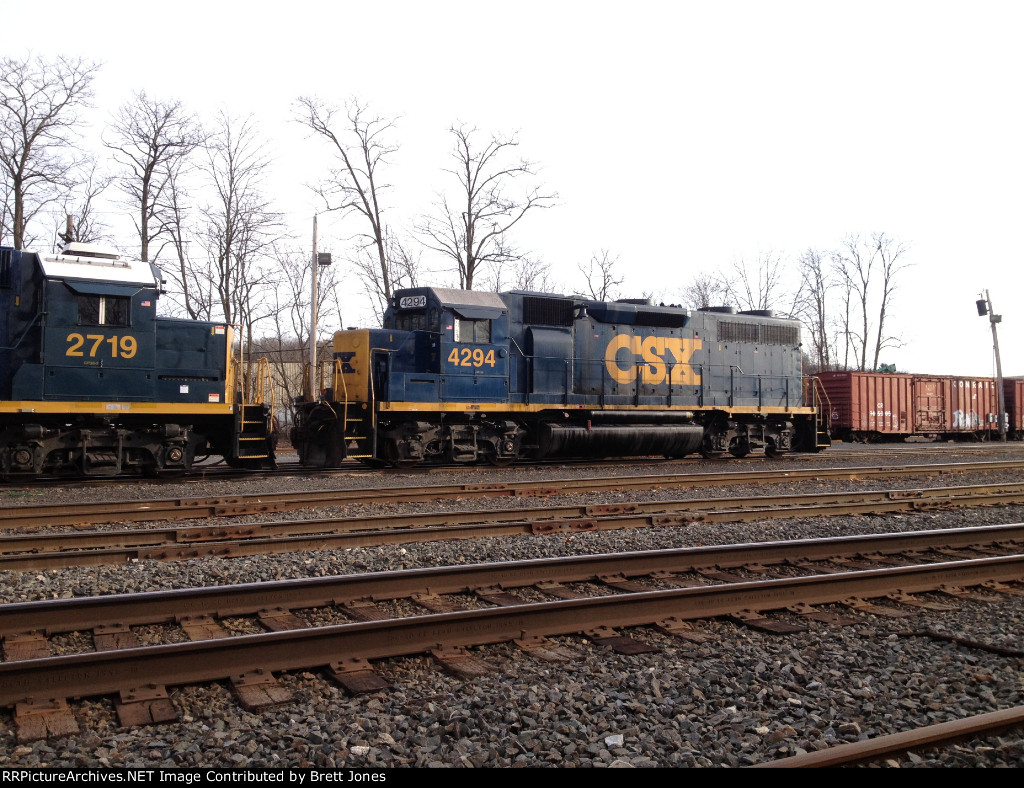 CSX 2719 & 4294